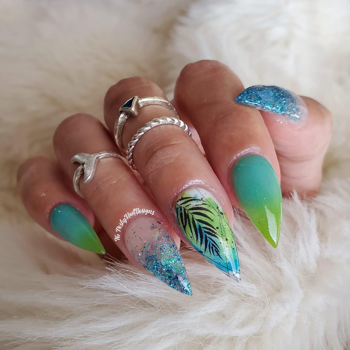Dip: Splash – DIPALICIOUS NAILS